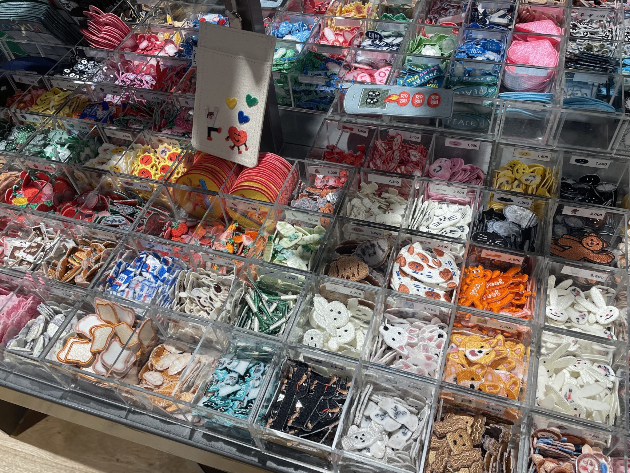 ワッペンを選んでオリジナルグッズが作れる！大人気雑貨屋オブジェクトサンガ